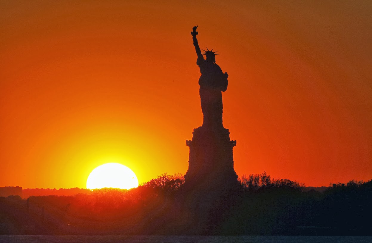 Daily Visual Arts Feed: The Statue of Liberty: 127 Years at America's ...