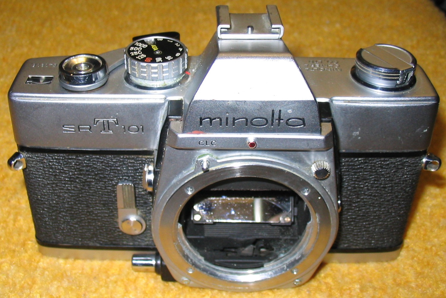 ch646: Minolta SRT 101 35mm SLR Camera