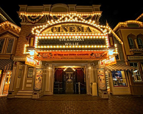 Disney Avenue: Main Street Cinema: Getting Past the Noise