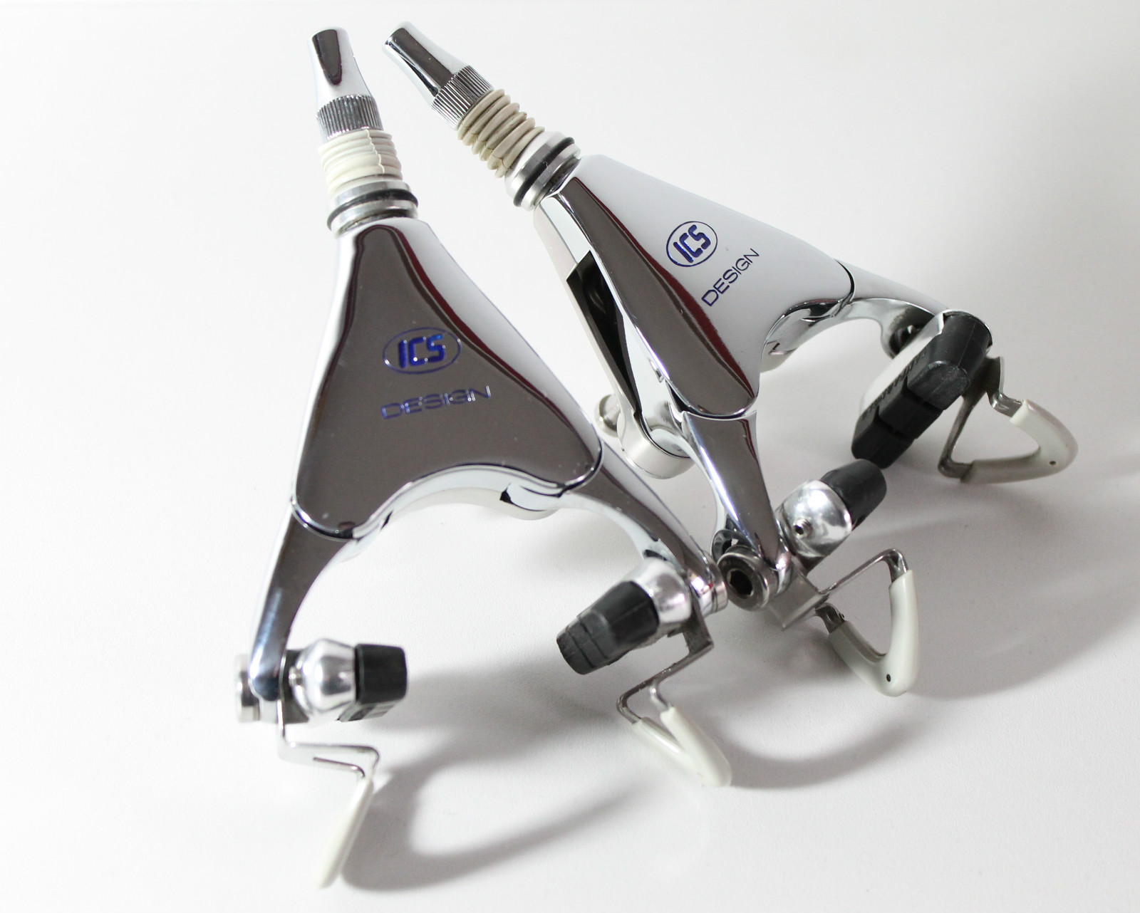 campagnolo delta brakes: ICS-modified delta calipers