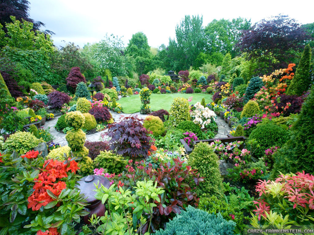 Muslimah Meniti Ilmu Syar'i: Nama Surga dan Neraka