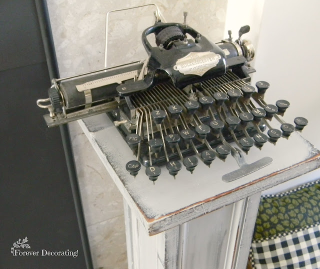 Forever Decorating!: Vintage Typewriter Collection