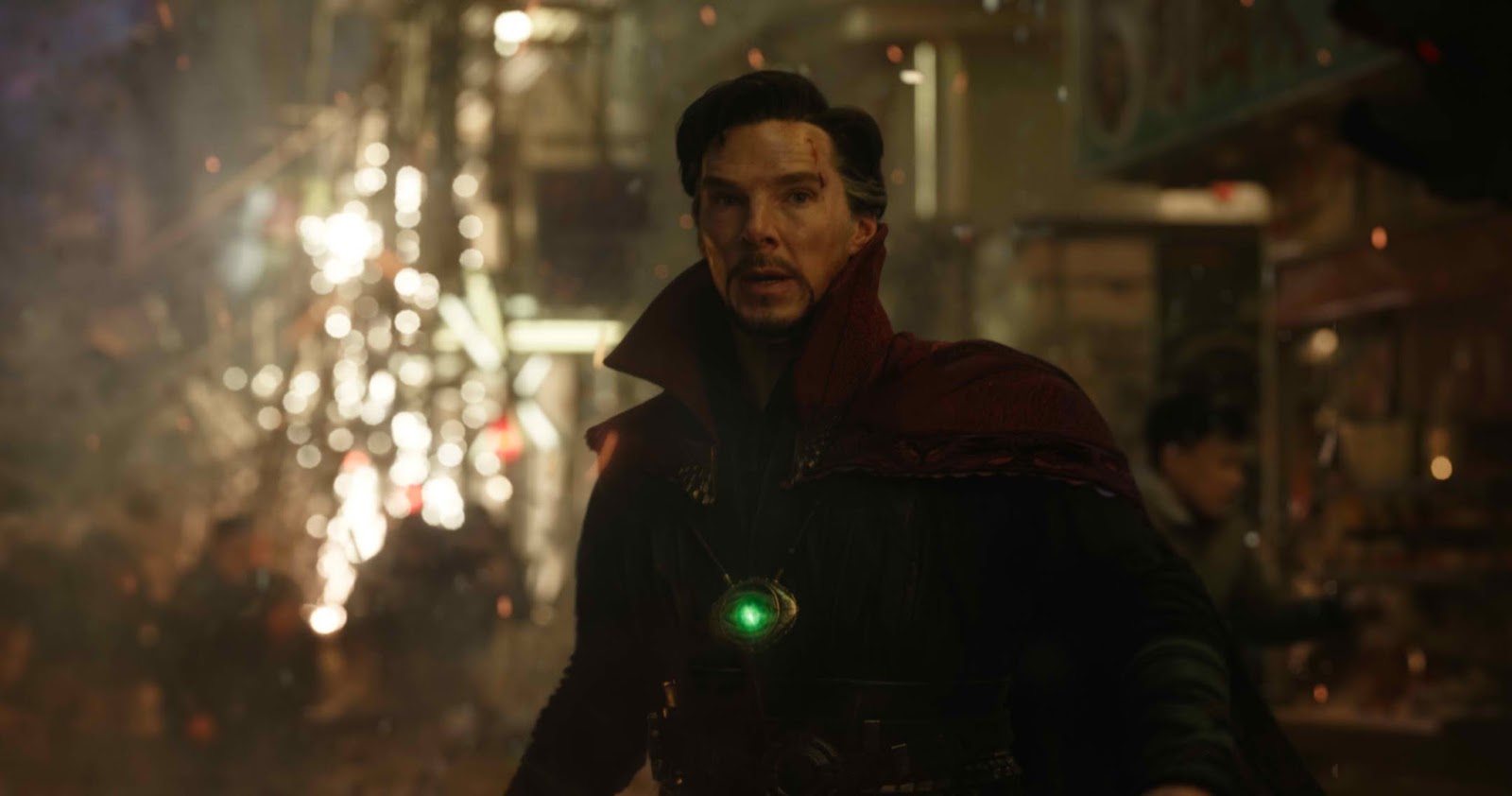 Benedict Cumberbatch unleashes the hero within in 'Doctor Strange ...