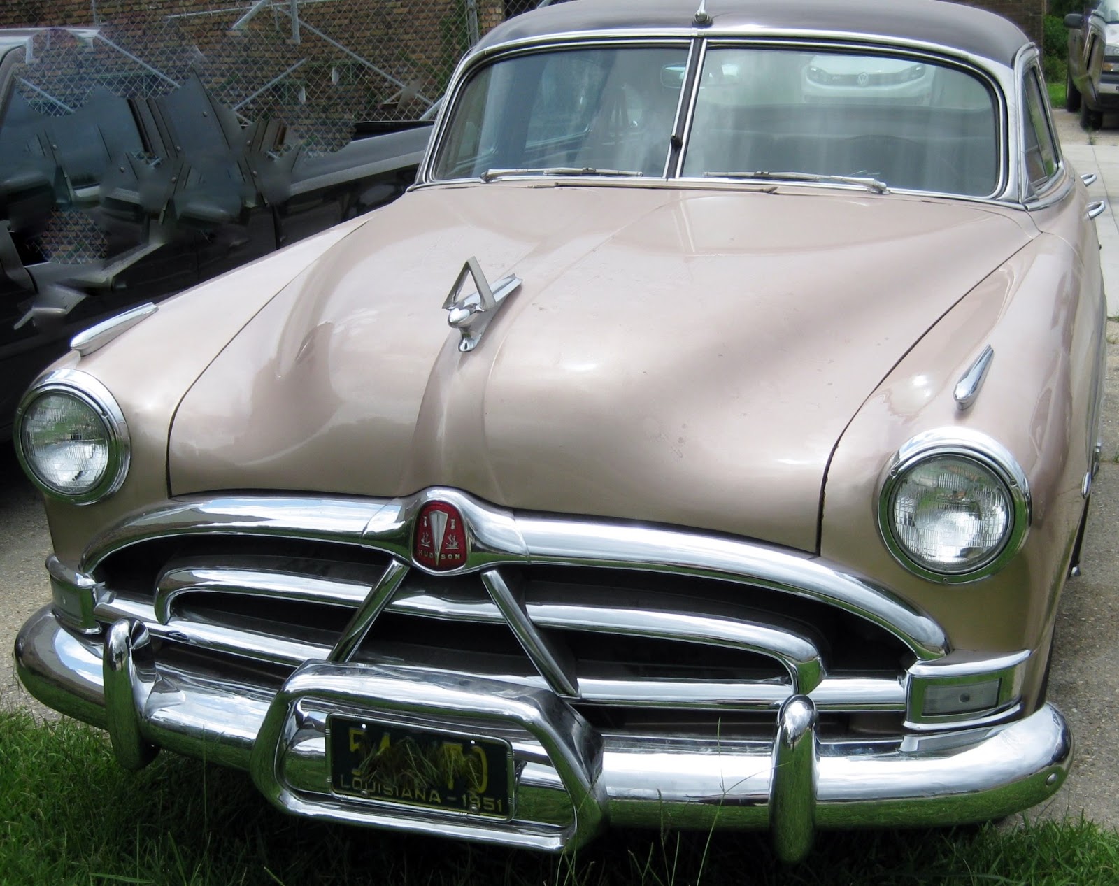 Studebaker, Hudson, Street Rods, And More: WORKING ON WALT'S BEAUTIFUL ...