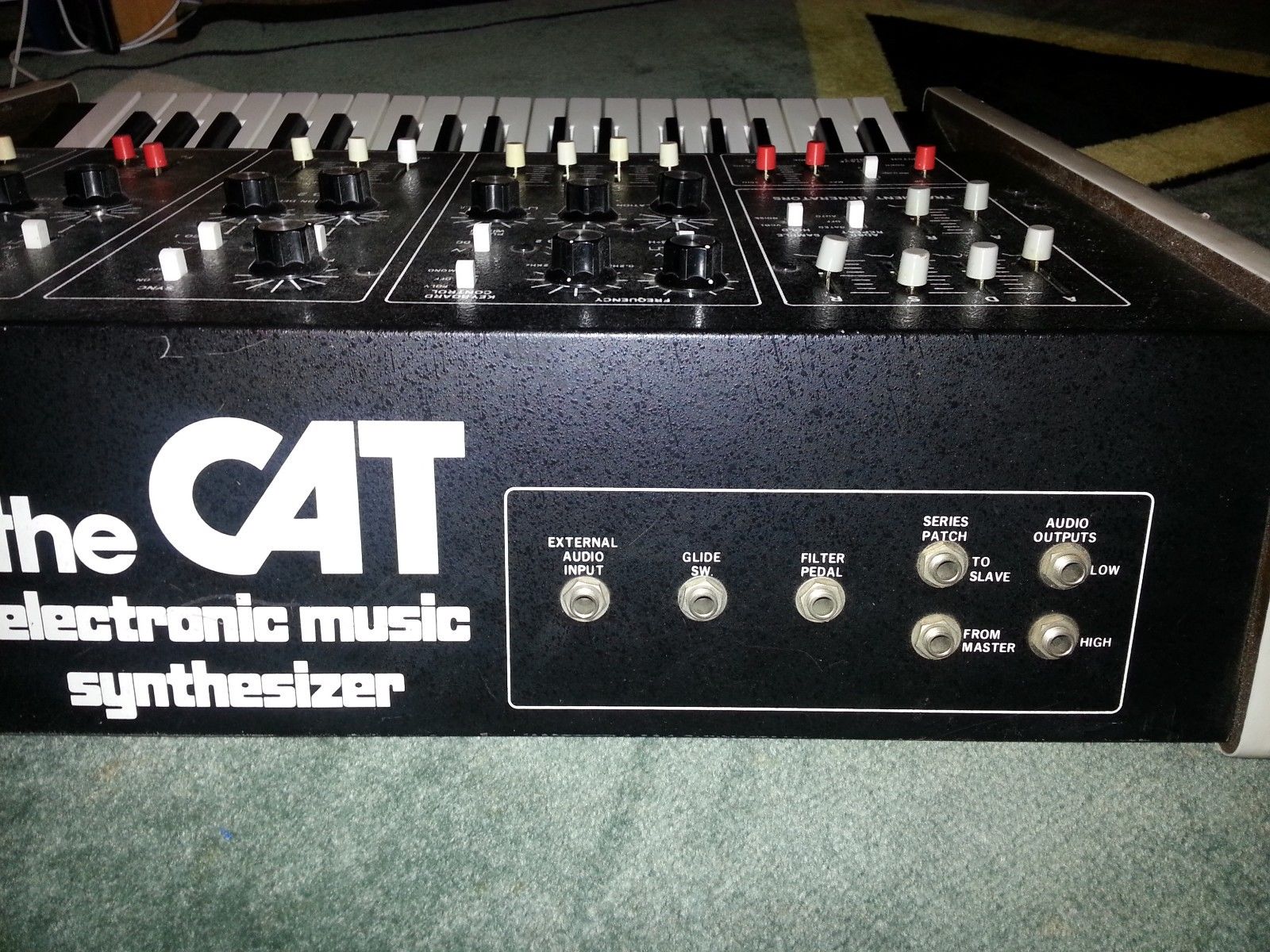 MATRIXSYNTH: Octave The CAT Model 1853