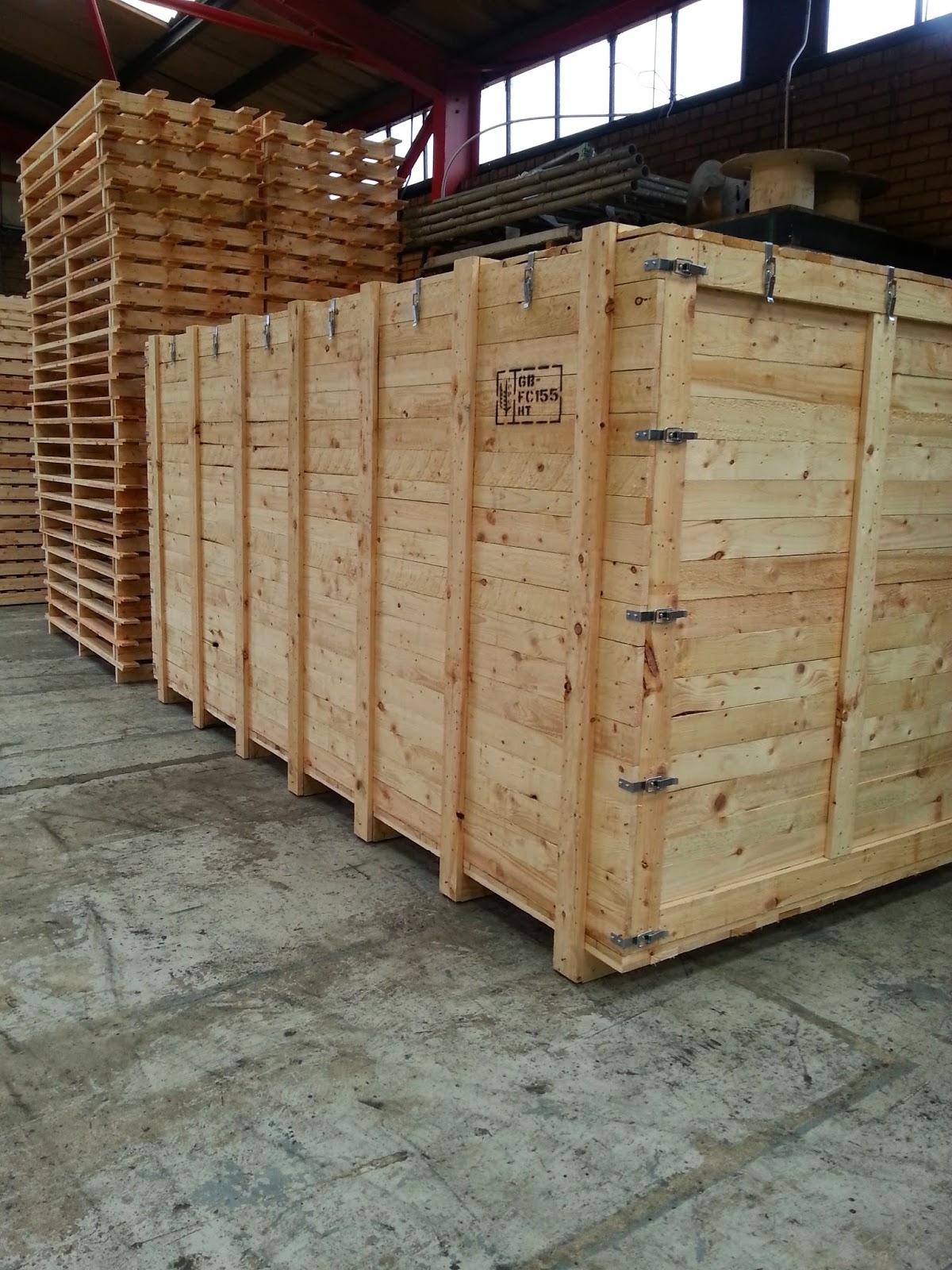 Dawn Dean - Precision Pallets & Cases: Variety of pallets and cases