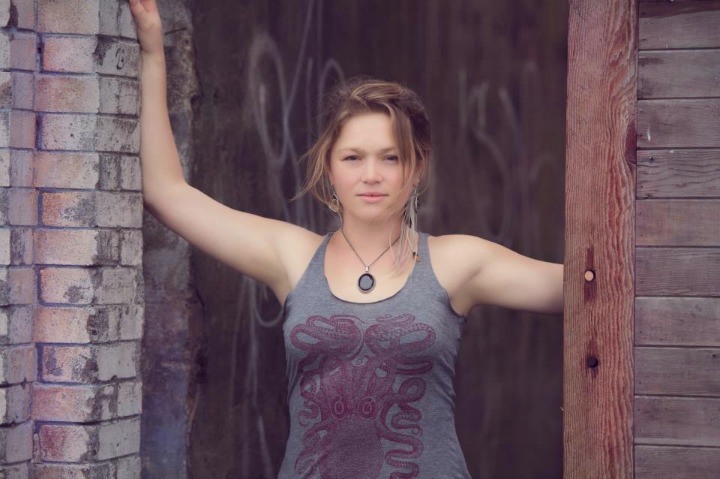 Crystal Bowersox: All That Means a Lot (Interview/Profile) ~ Write on Music