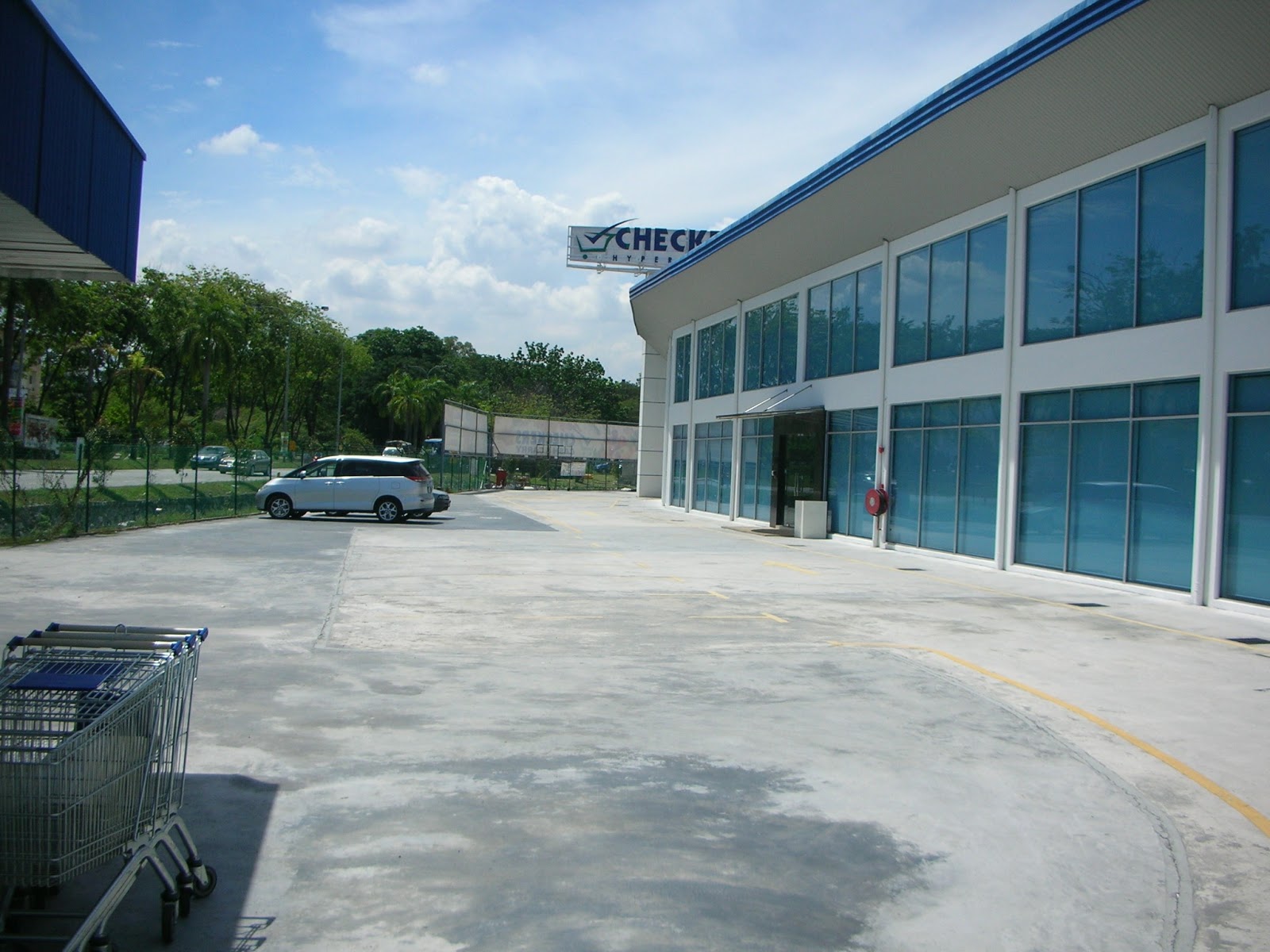Alam Gapura Group: Gambar-gambar sekitar lokasi Lot Ramadhan 2013 ...