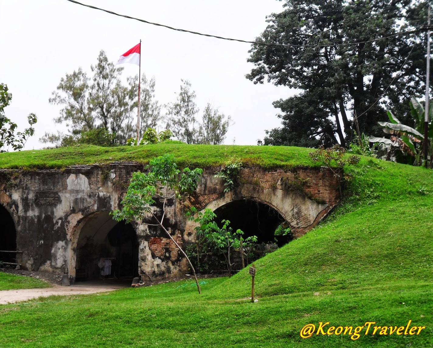 Trip Keong Benteng Pendem ( Benteng Van Den Bosch ) - entung pala