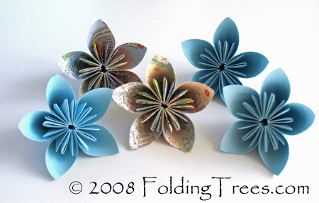 Cheryll love.. :): Step by step instruction of origami Kusudama Flower