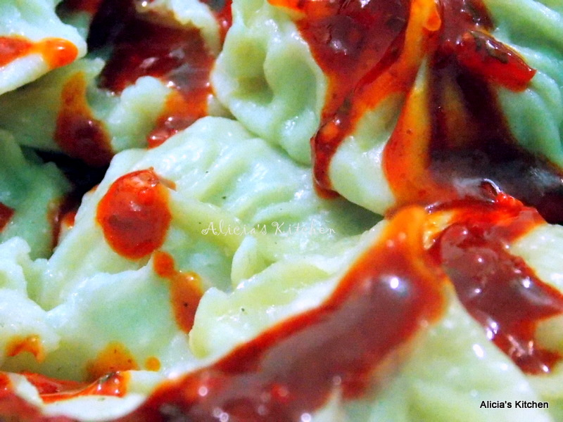 Antara's Kitchen: Chicken Momo Recipe