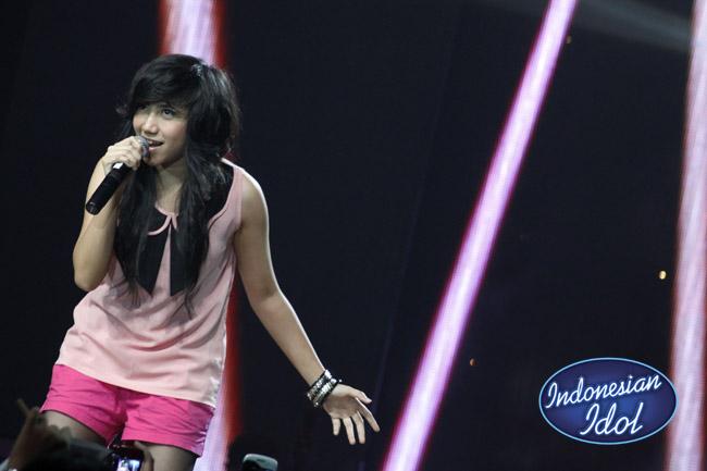 Indonesian Stars: Dera the Indonesian Idol contestants are tomboy and cute