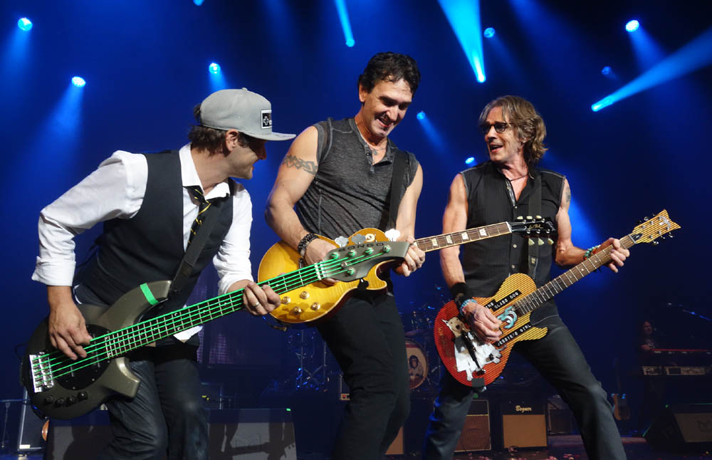 Rick Springfield and Us: News You Can Use: Full band shows announced