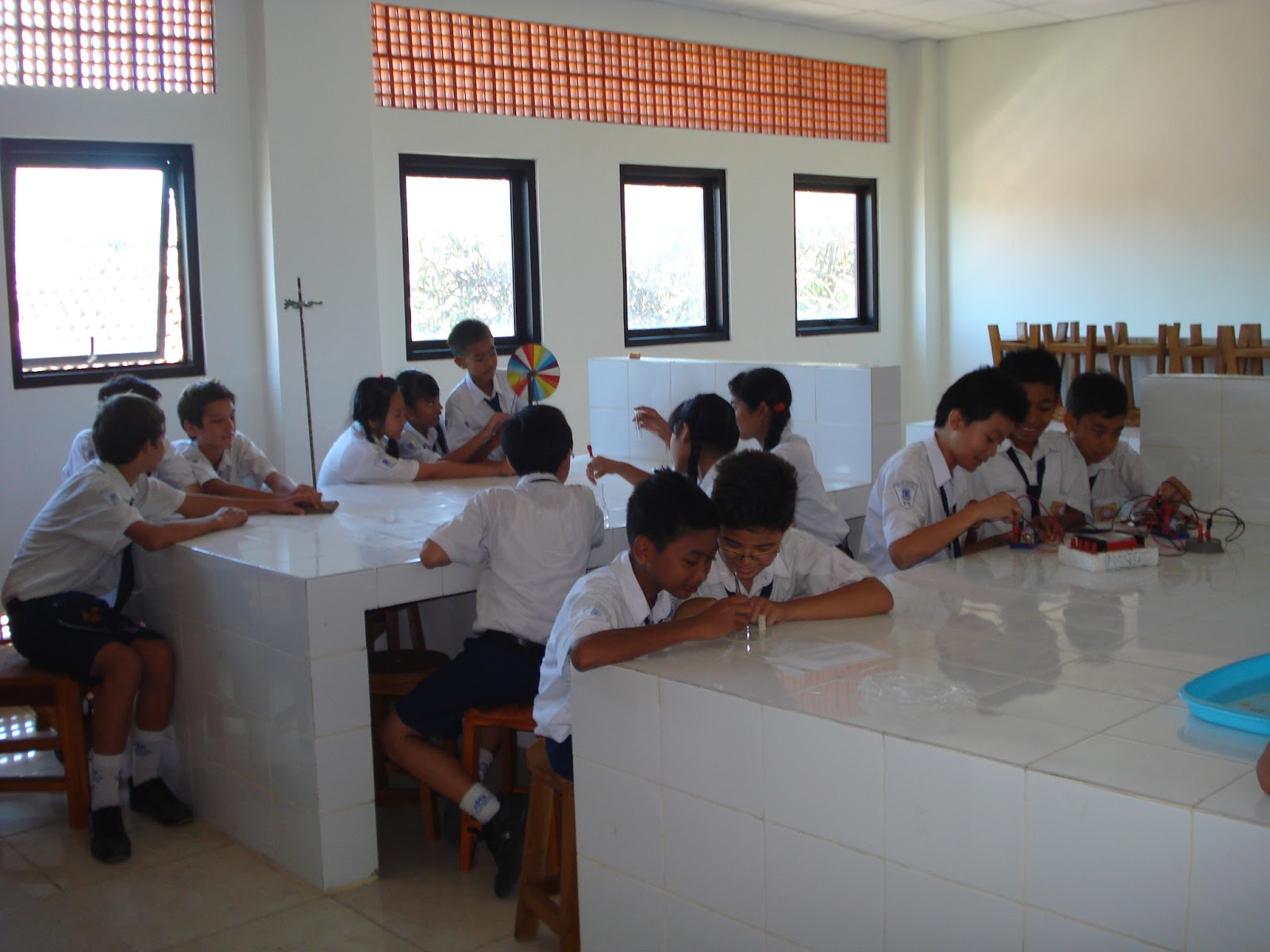 .SMP Lab. Undiksha Singaraja: Sarana & Fasilitas