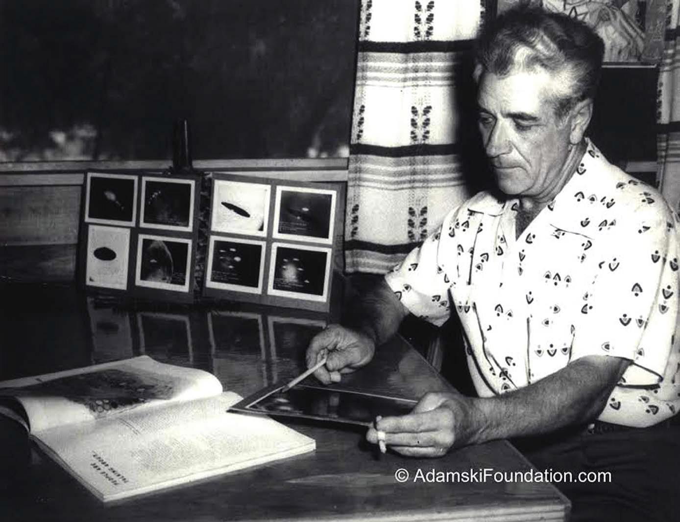 Orbita Cero: Mendoza, Argentina: El documento trucado de George Adamski