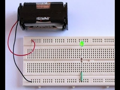 Science Engineering and Technology Learn: What is Breadboard and how ...
