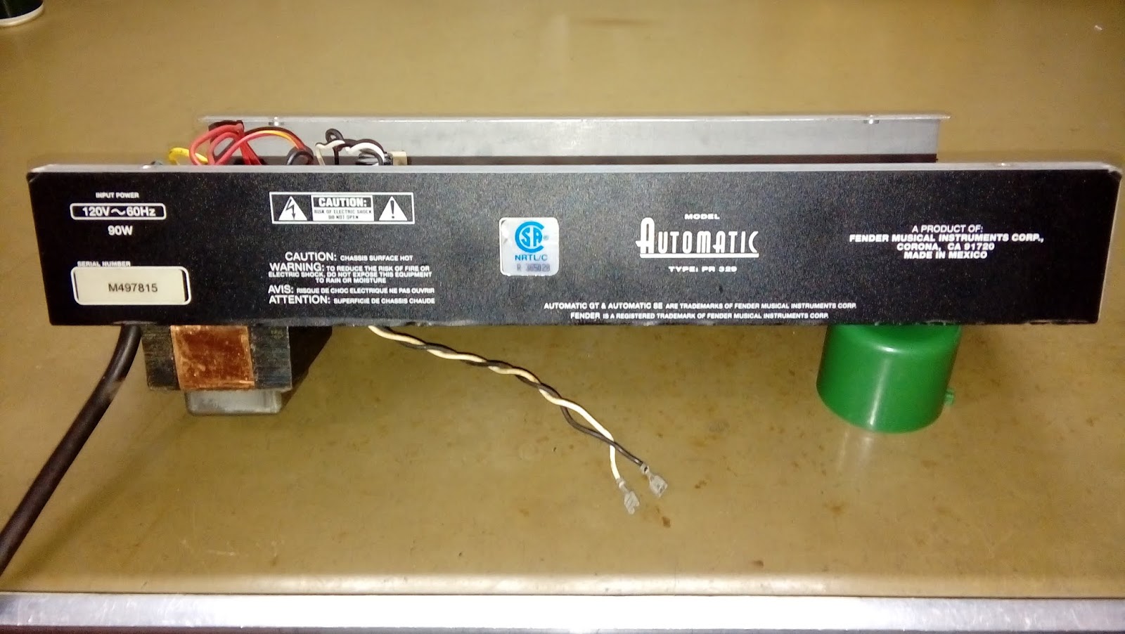 Dhvan Assistência Técnica: Amplificador Fender Automatic SE