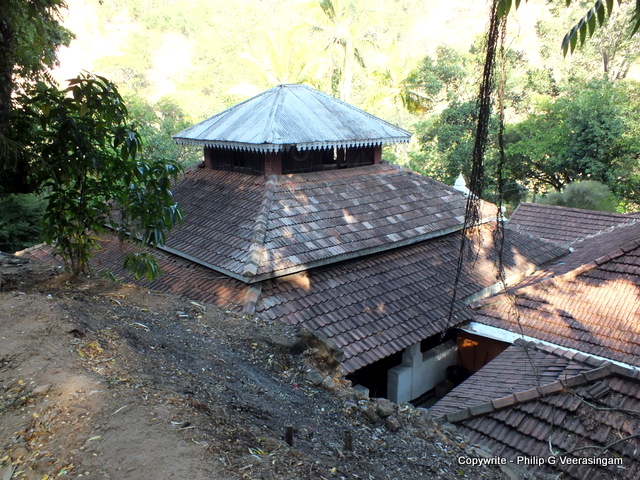 Images of Sri Lanka on blogspot.com: Scenes around the Dowa Rock Temple ...