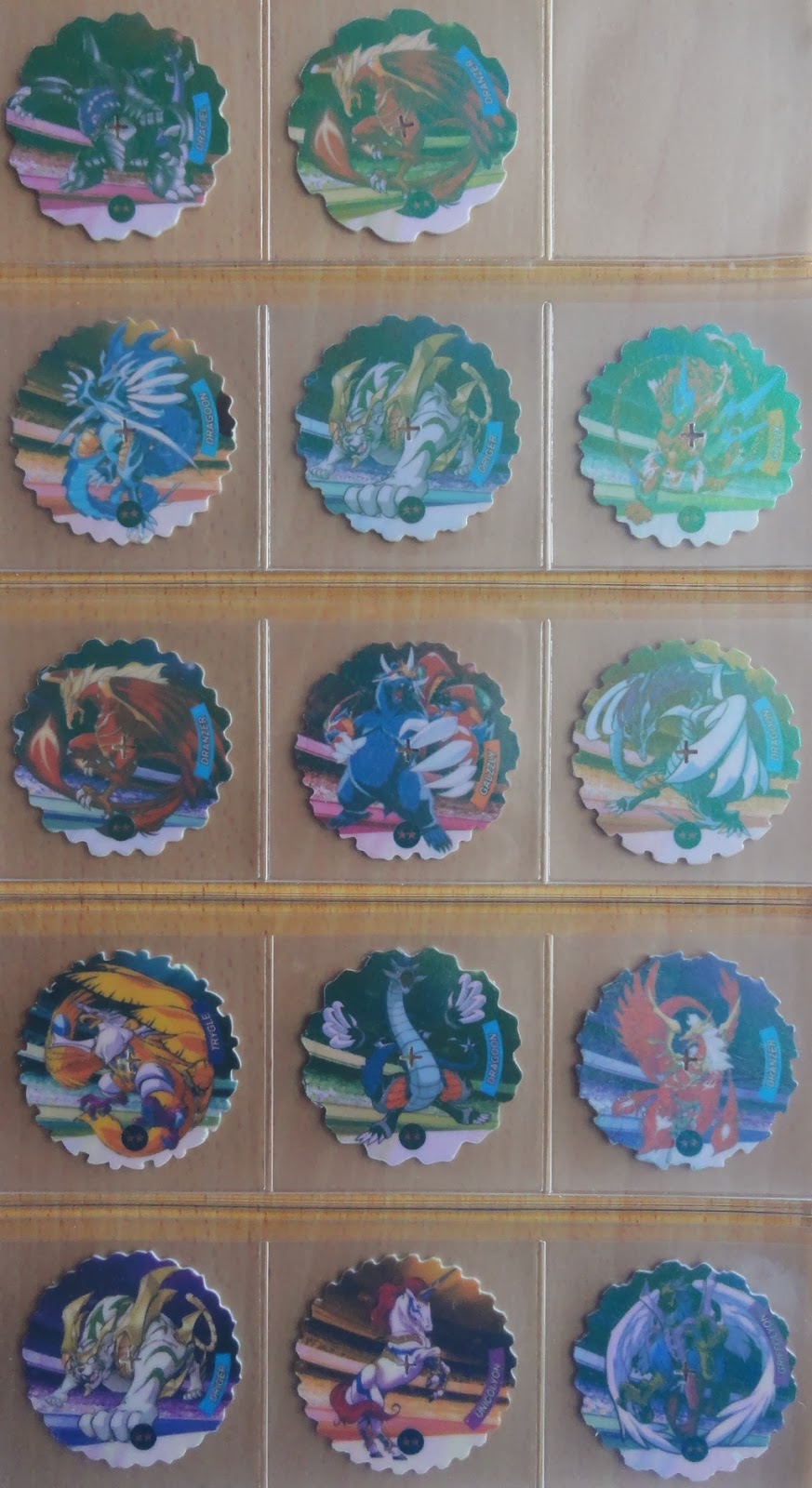 colecções: coleção tazos beyblade mega spinners