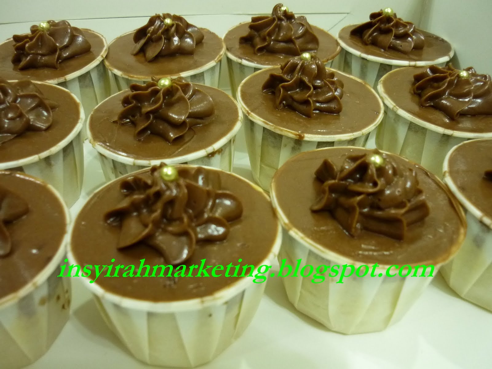 Chocolates for All: KOLEKSI KEK CAWAN COMEL