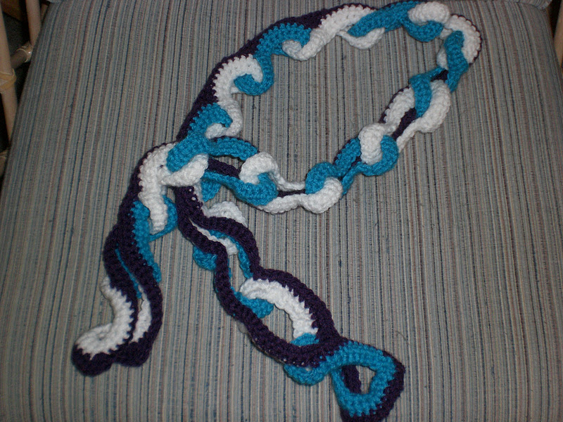 Tangles & Twists: Chain Link Scarf