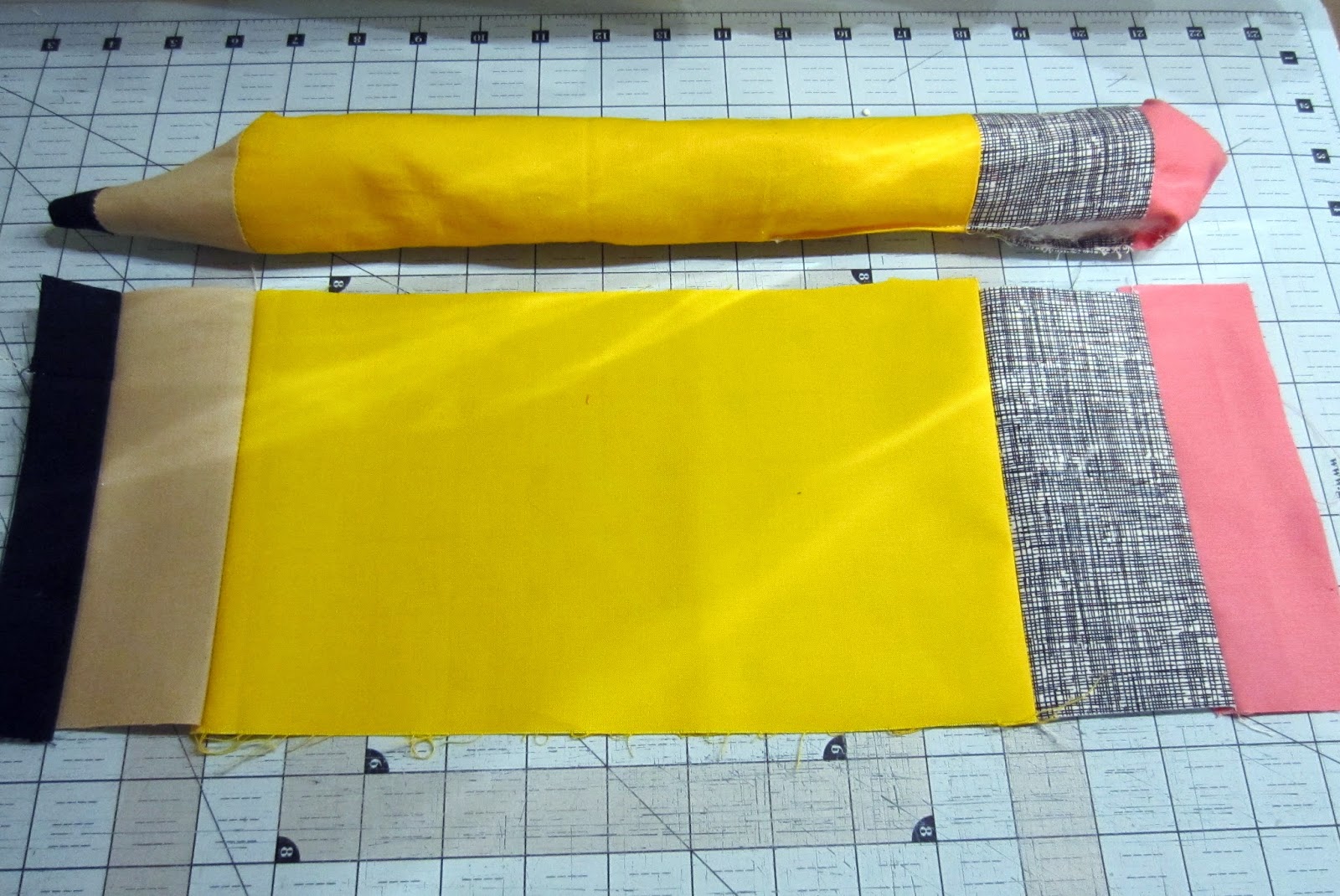 Molly B Quilts: Puffy Pencil Pointer