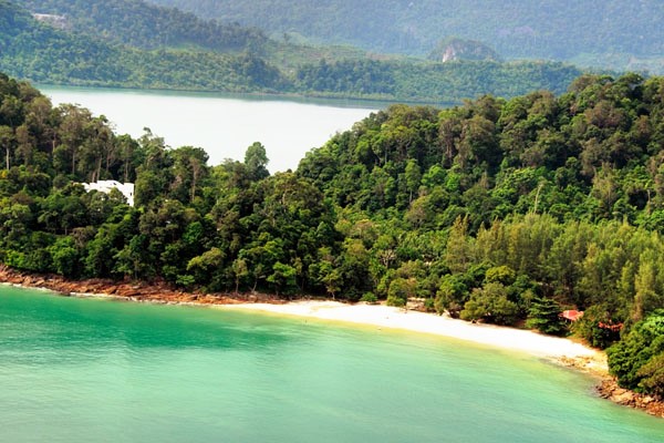 World's Most Beautiful Paradise Beaches: Datai Bay, Langkawi Island ...