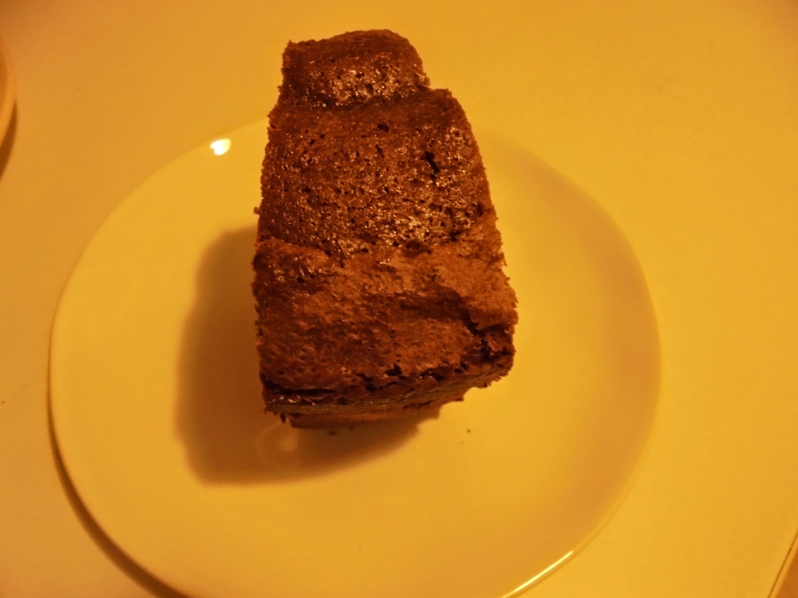 DELFINA A MULHER DOS 7 OFÍCIOS : BOLO DE CHOCOLATE FOFO DA DELFINA