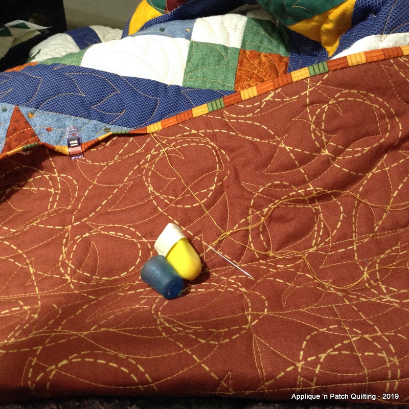 Applique 'n Patch Quilting: Binding away ....