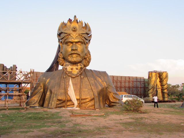 Unseen pics of Baahubali Set at Ramoji Film City - Popcorn Buzz