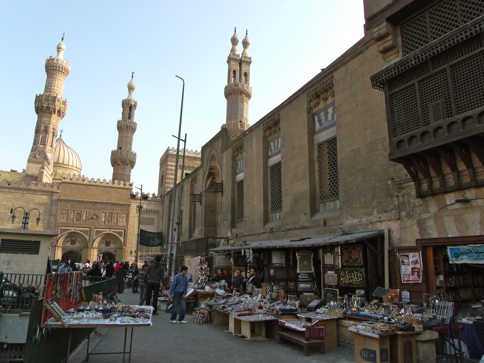 The Wandering Drays: Surviving the Cairo Marketplace