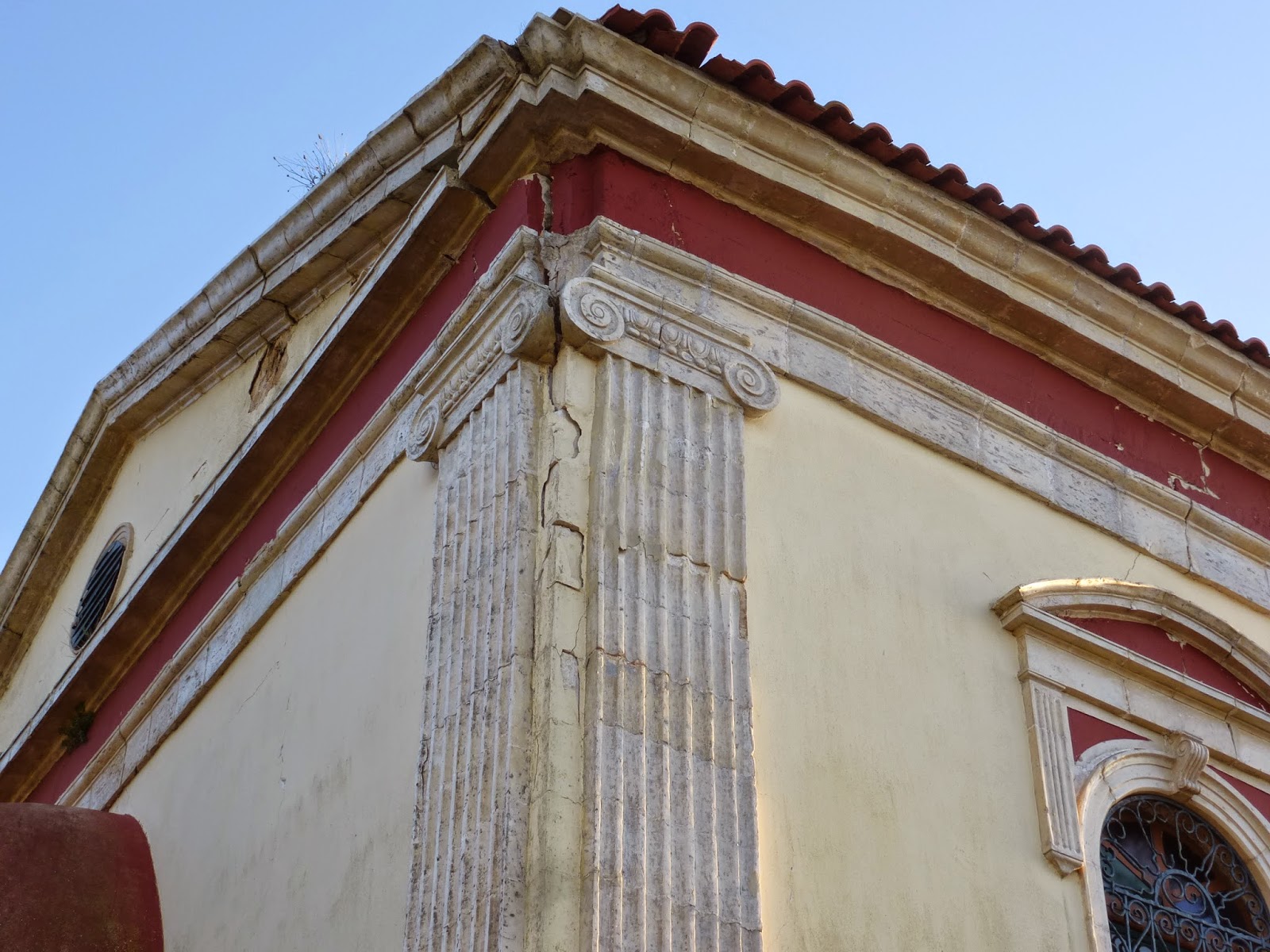 ΔΑΜΟΥΛΙΑΝΑΤΑ: Η ΝΕΑ ΕΚΛΗΣΙΑ ΣΤΑ ΔΑΜΟΥΛΙΑΝΑΤΑ