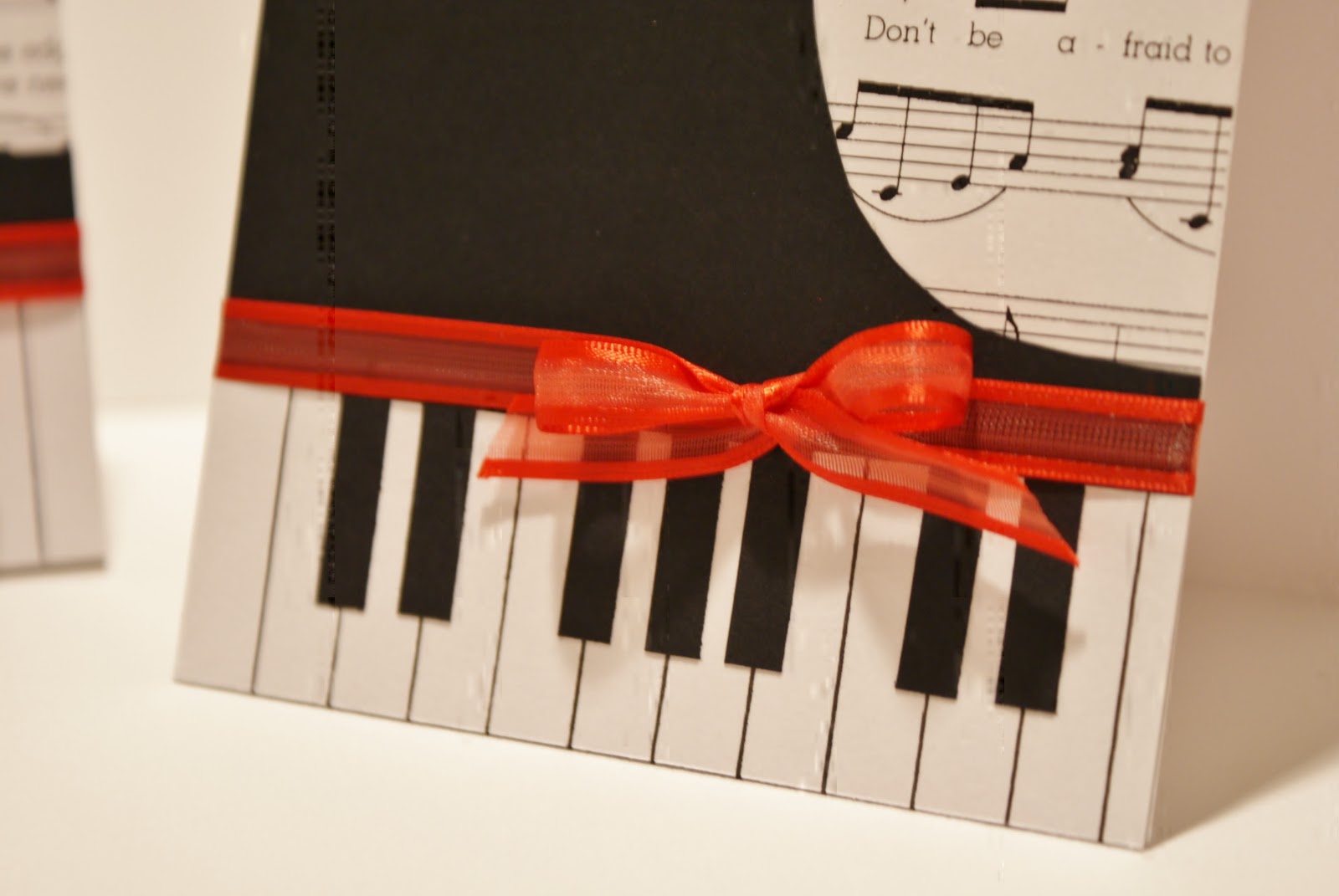 I Hold All The Cards: Papercraft Planet Feature: Piano Card