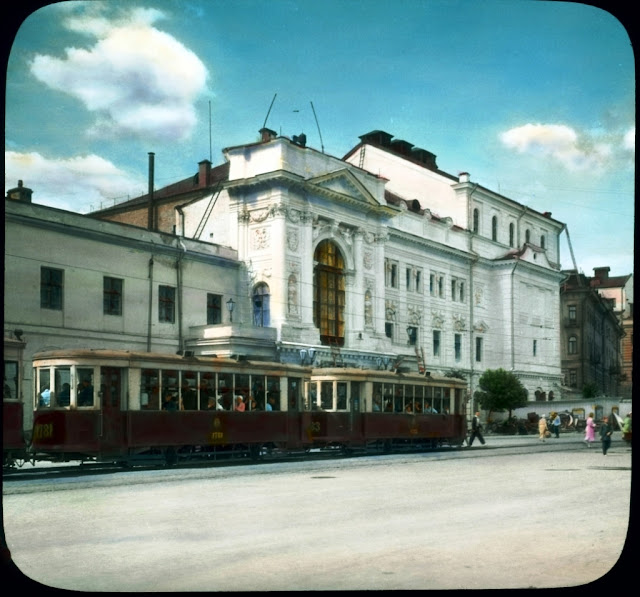 Amazing Color Photographs of Moscow in the 1930s ~ Vintage Everyday