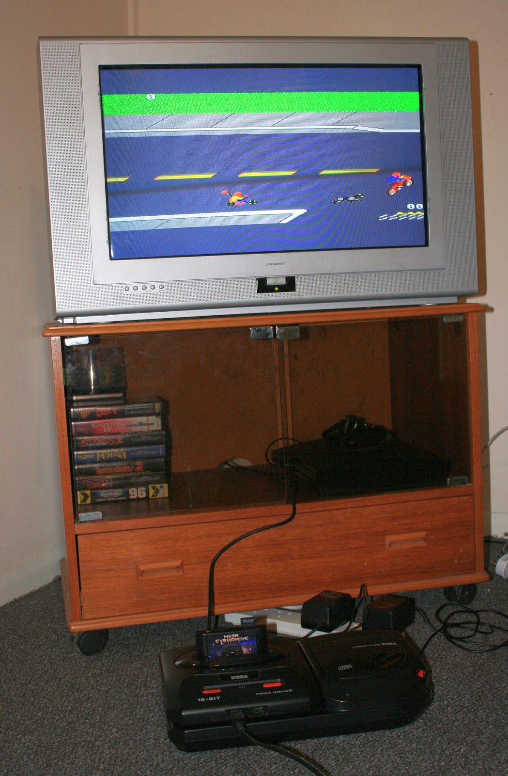 Indie Retro News: Mega Everdrive - An SD device your SEGA Mega Drive ...