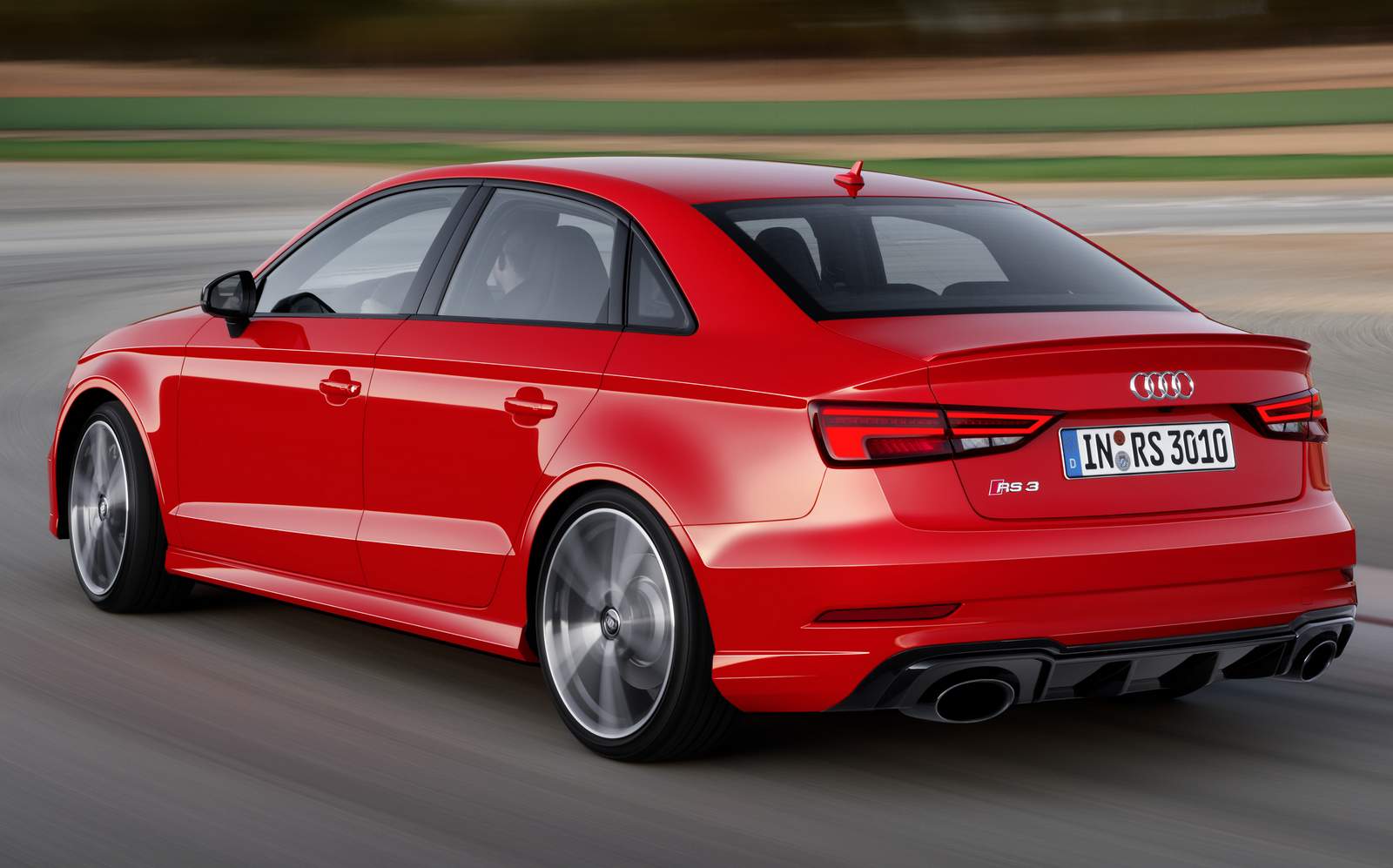 Novo Audi RS3 Sedan 2017: vídeo, fotos e especificações