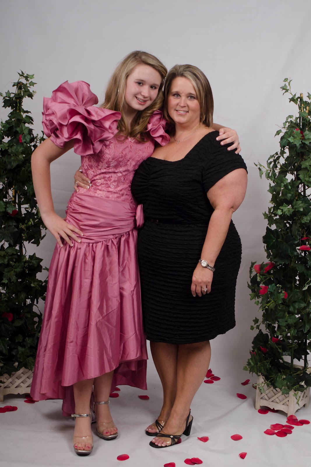 The Grundy Woman's Club: Mom Prom 2012