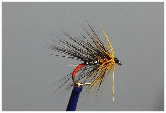 Hillend Dabbler: Tying Loch Flies.