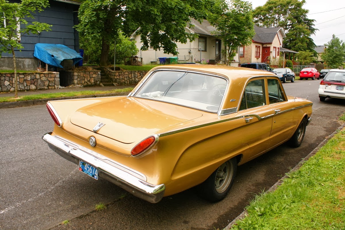 daily timewaster: Old Parked Cars: 1961 Mercury Comet