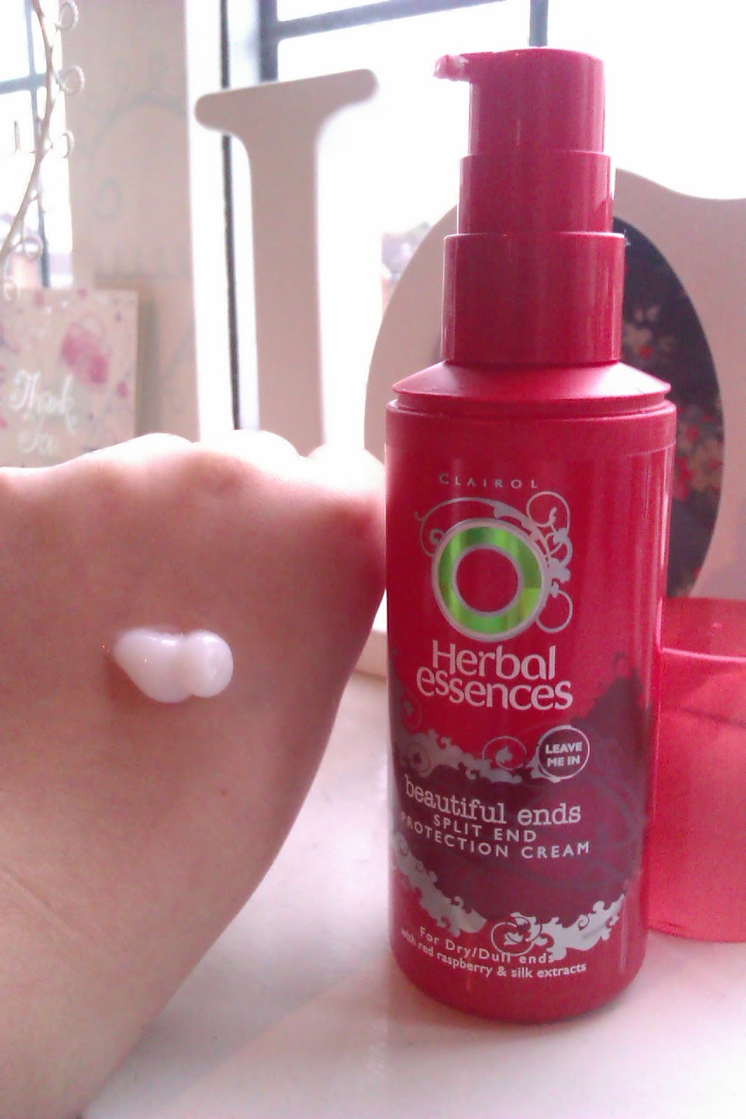 BeautyCallls: Herbal essences beautiful ends split end protection cream.