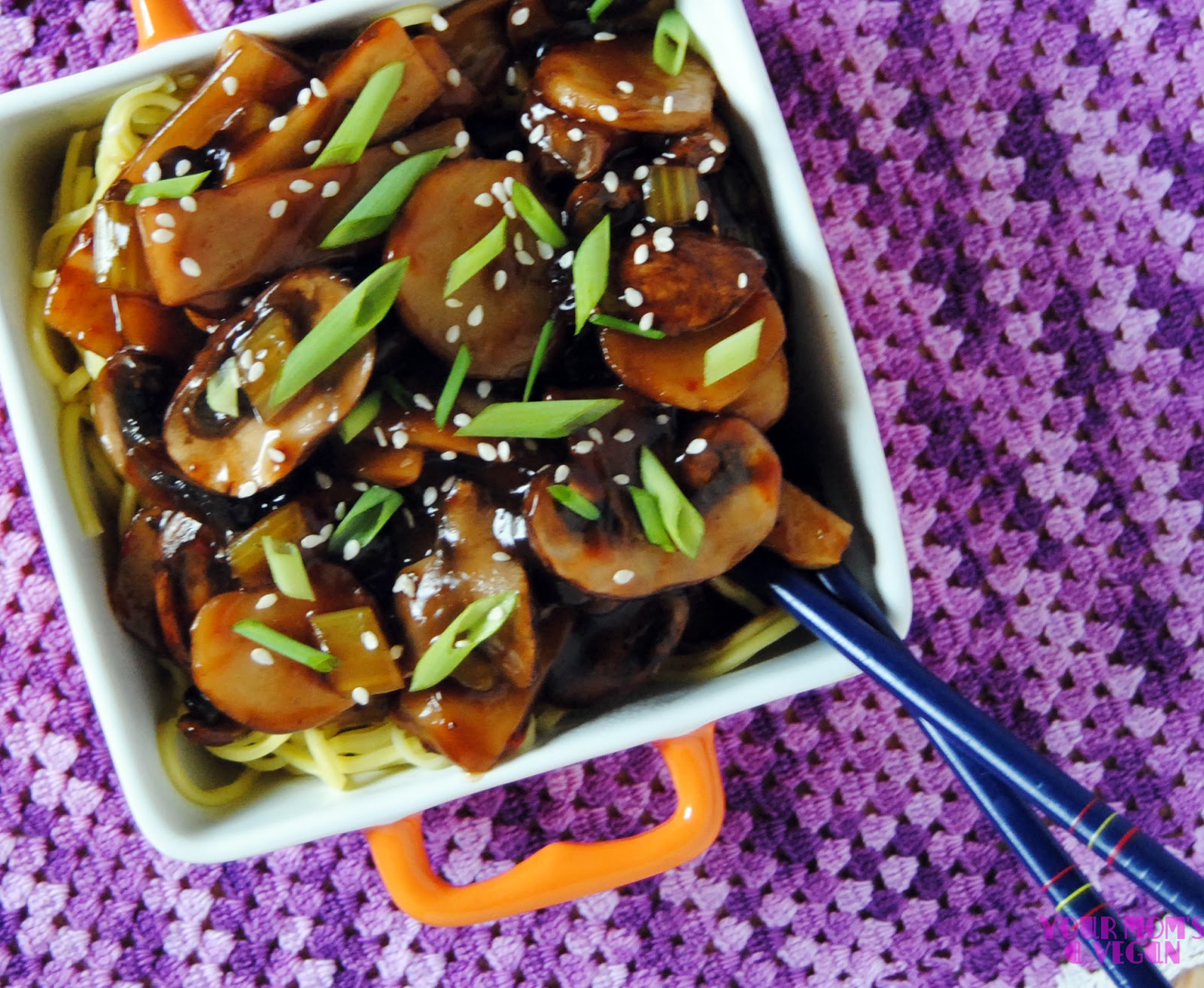 Your Mom's A Vegan: Vegan MoFo, Day 6: Chow Mein