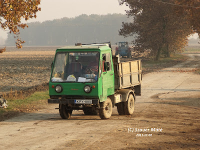 ..Mezőgépek..: Trágyarakás Claas Ranger 907C