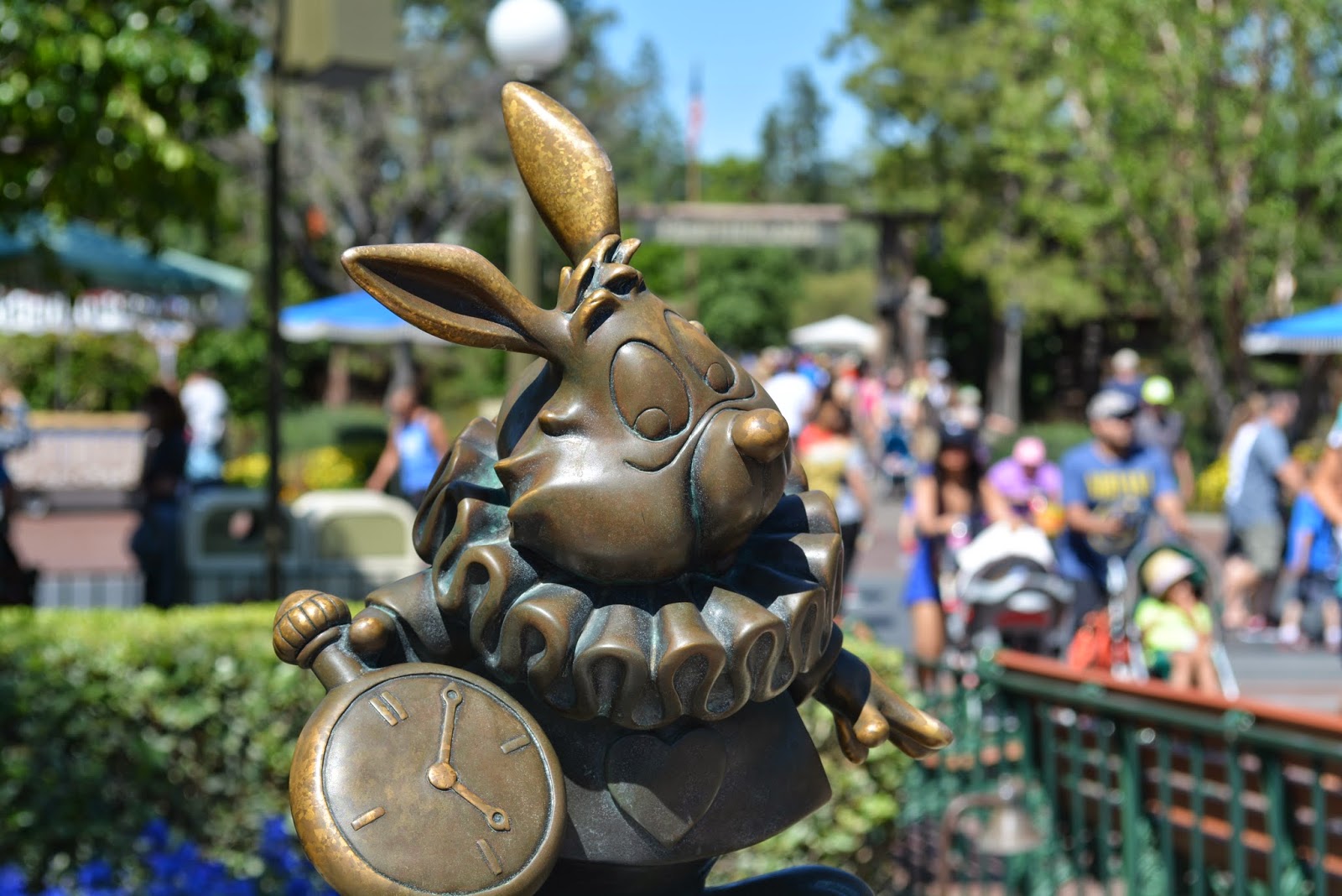 Sasaki Time: Take a look at the Disney Character Statues around The ...