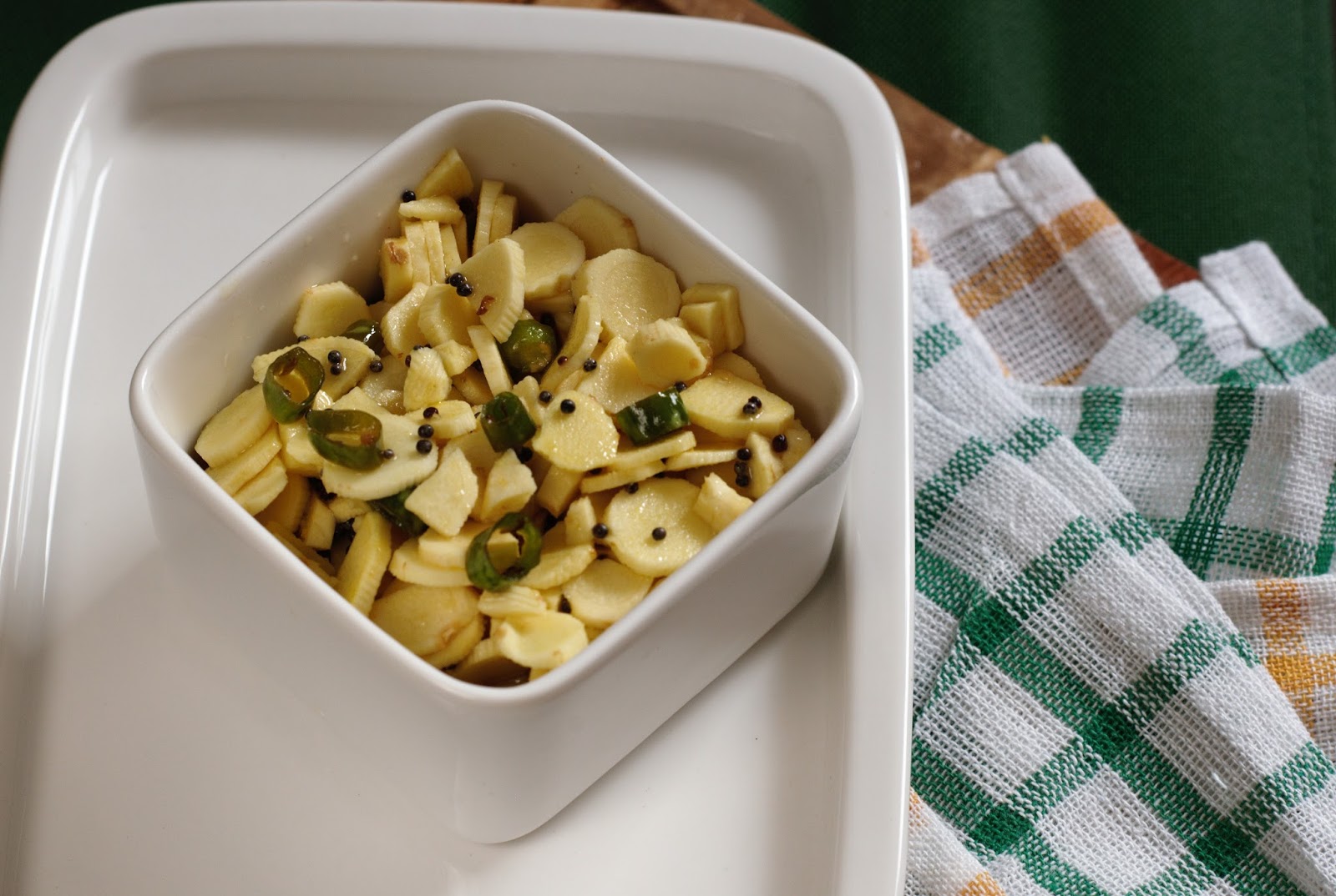 Flavours and Tastes: Maa Inji Oorugai - Pickled Mango Ginger