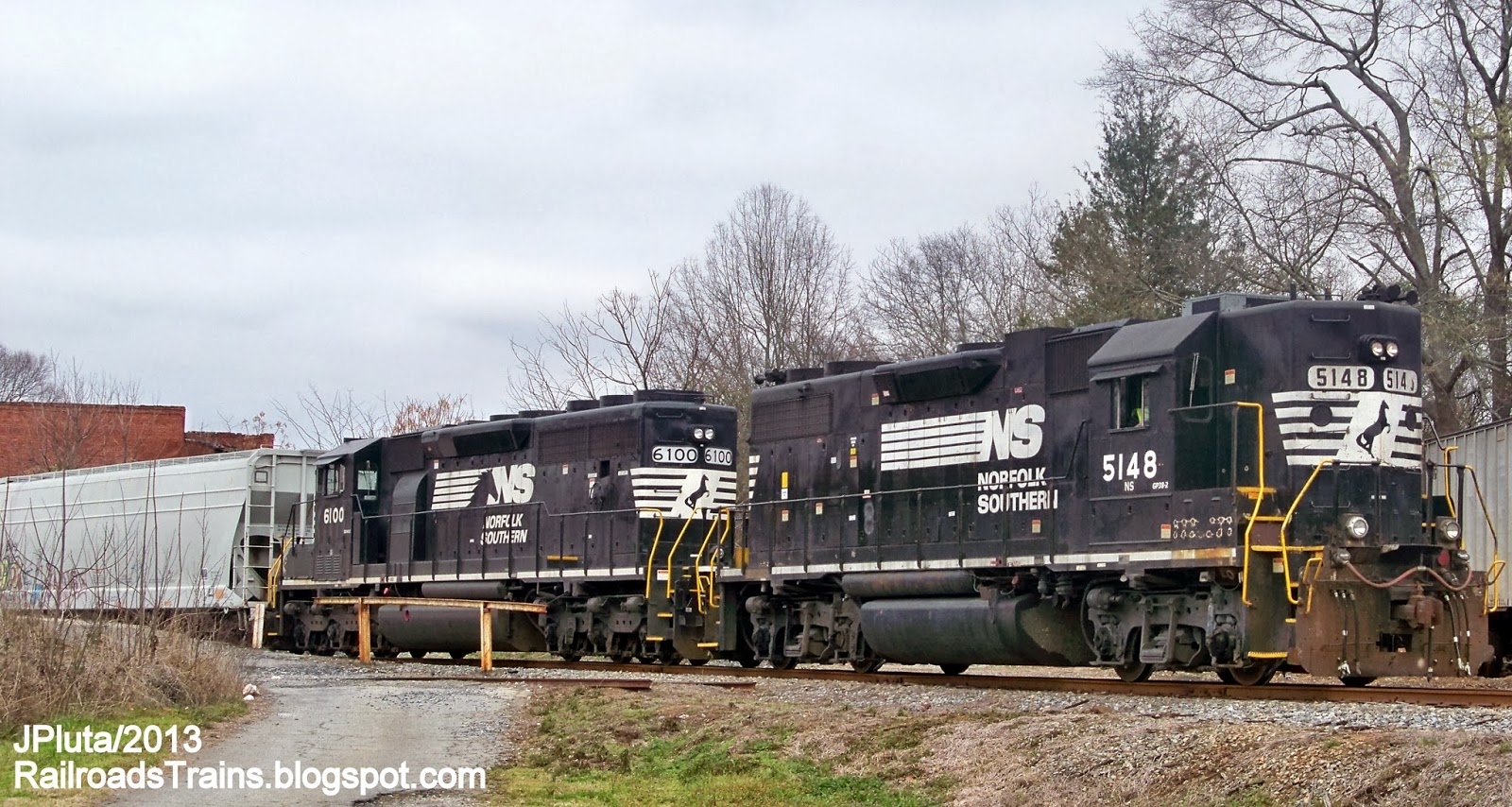 RAILROAD Freight Train Locomotive Engine EMD GE Boxcar BNSF,CSX,FEC ...
