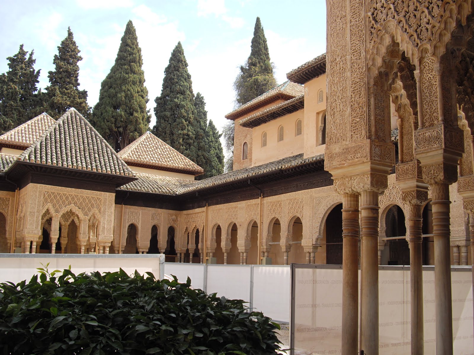 Go Overseas With Ease: Granada and The Alhambra-Spain