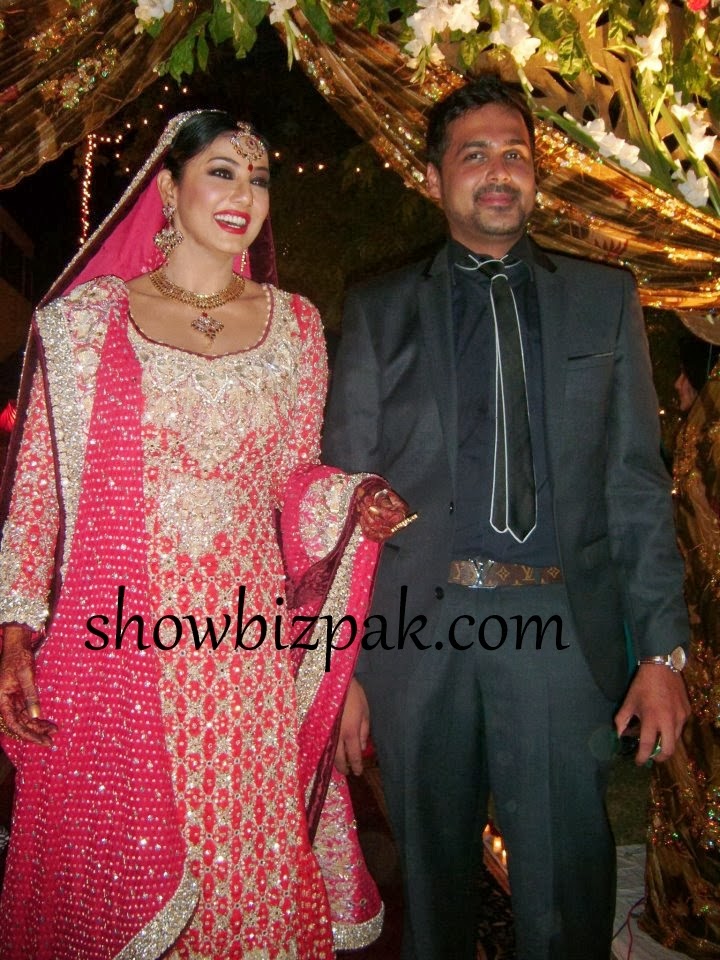 Celebrity Weddings: Ayesha Gul Wedding Pics