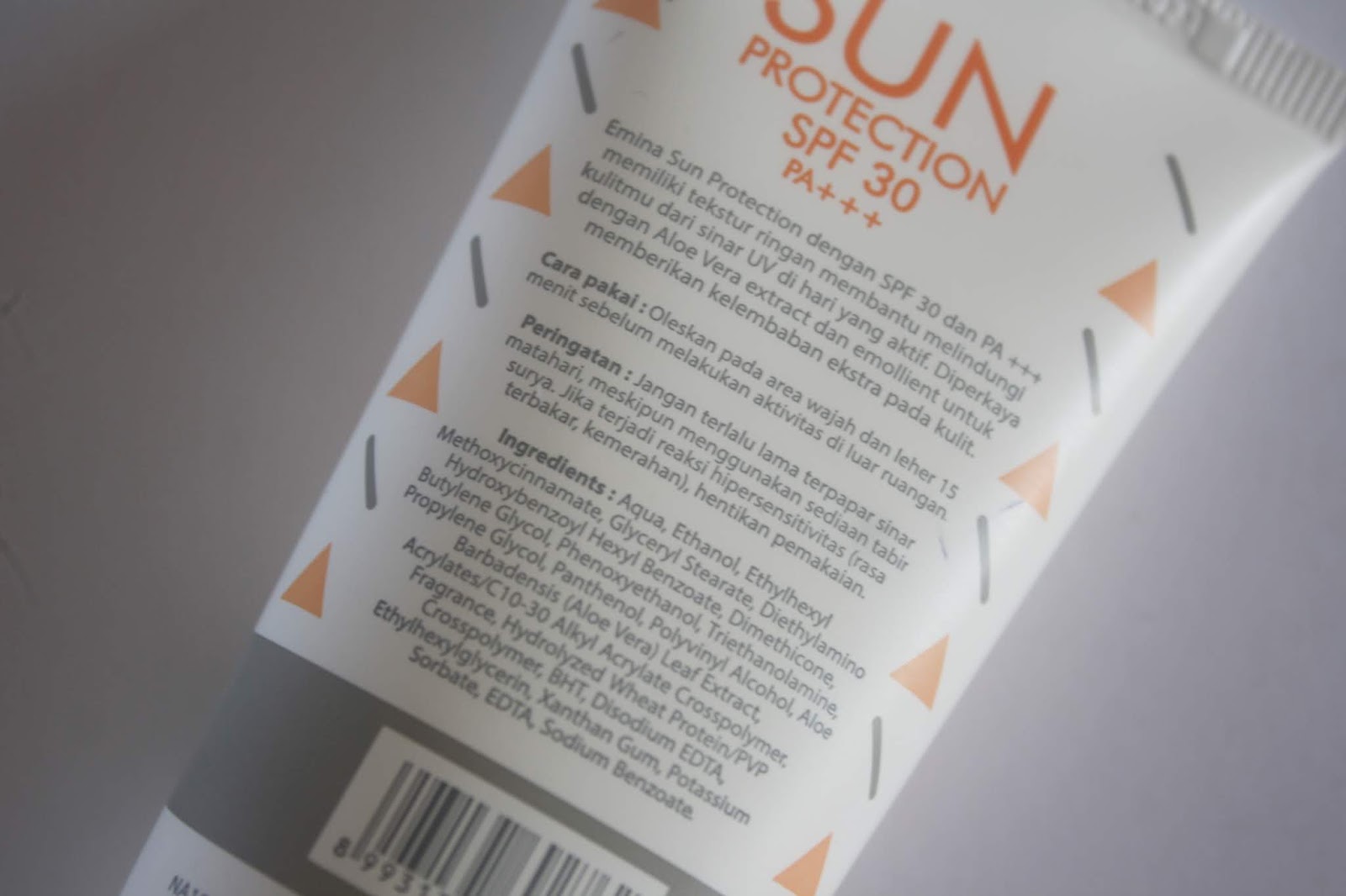 [Skincare Review] Emina Sun Protection SPF 30 PA+++ - The Petite Cat