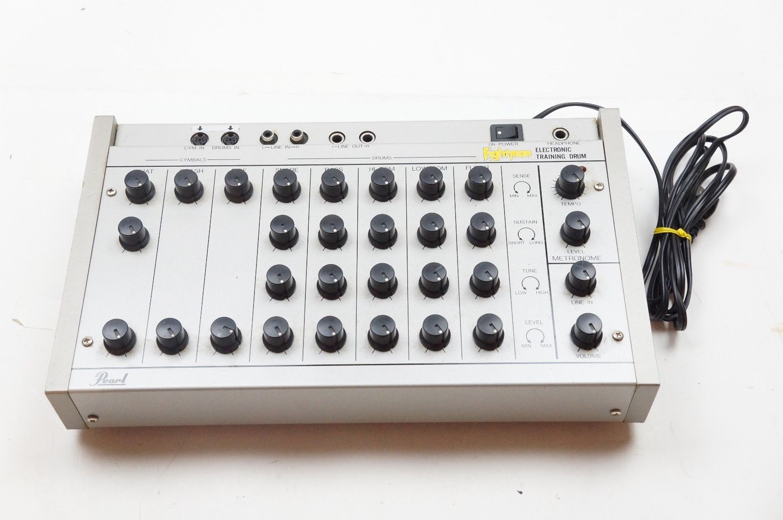 MATRIXSYNTH: Pearl FM-8 FightMan 8ch Analog Drum Synthesizer SN 801934