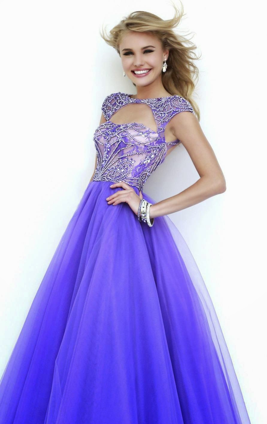 Sand Under My Feet: Dress Up for Prom